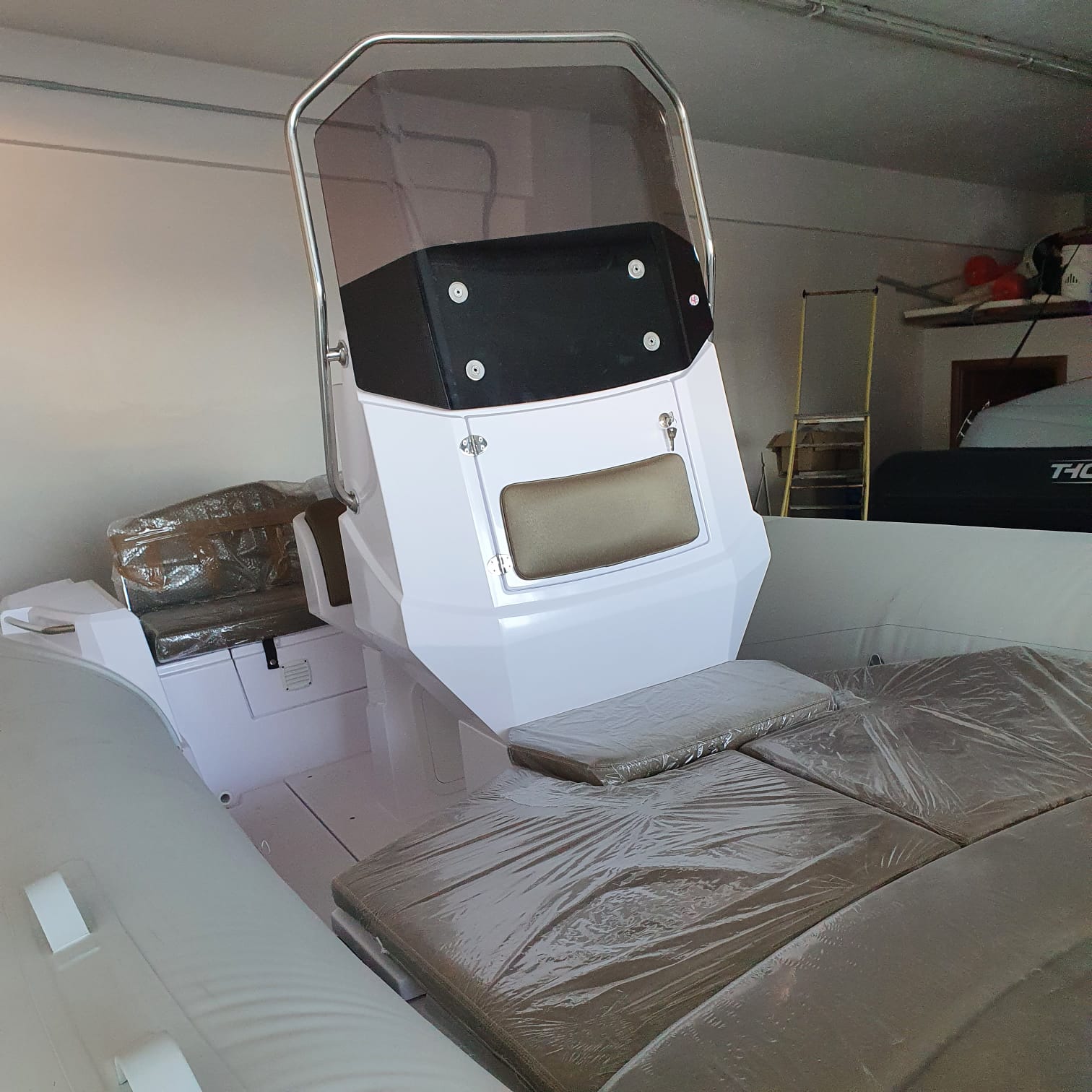 Predator 6MT + Suzuki 40/70 ARI