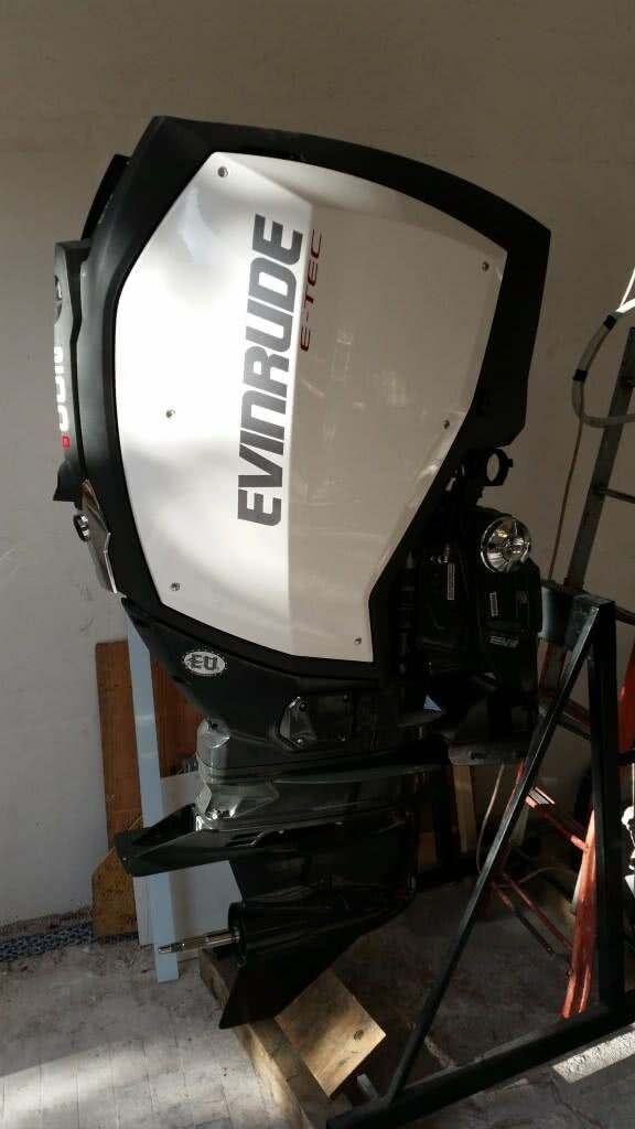 NUOVO - Evinrude 200 E-TEC G2